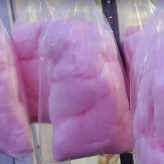 Cotton Candy: a traditional sugary treat gets a new spin - Glutto Digest